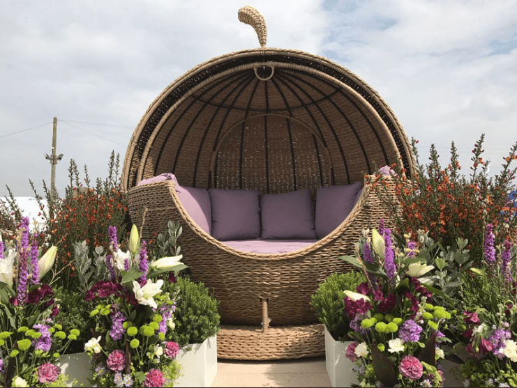 Rattan apple bed store